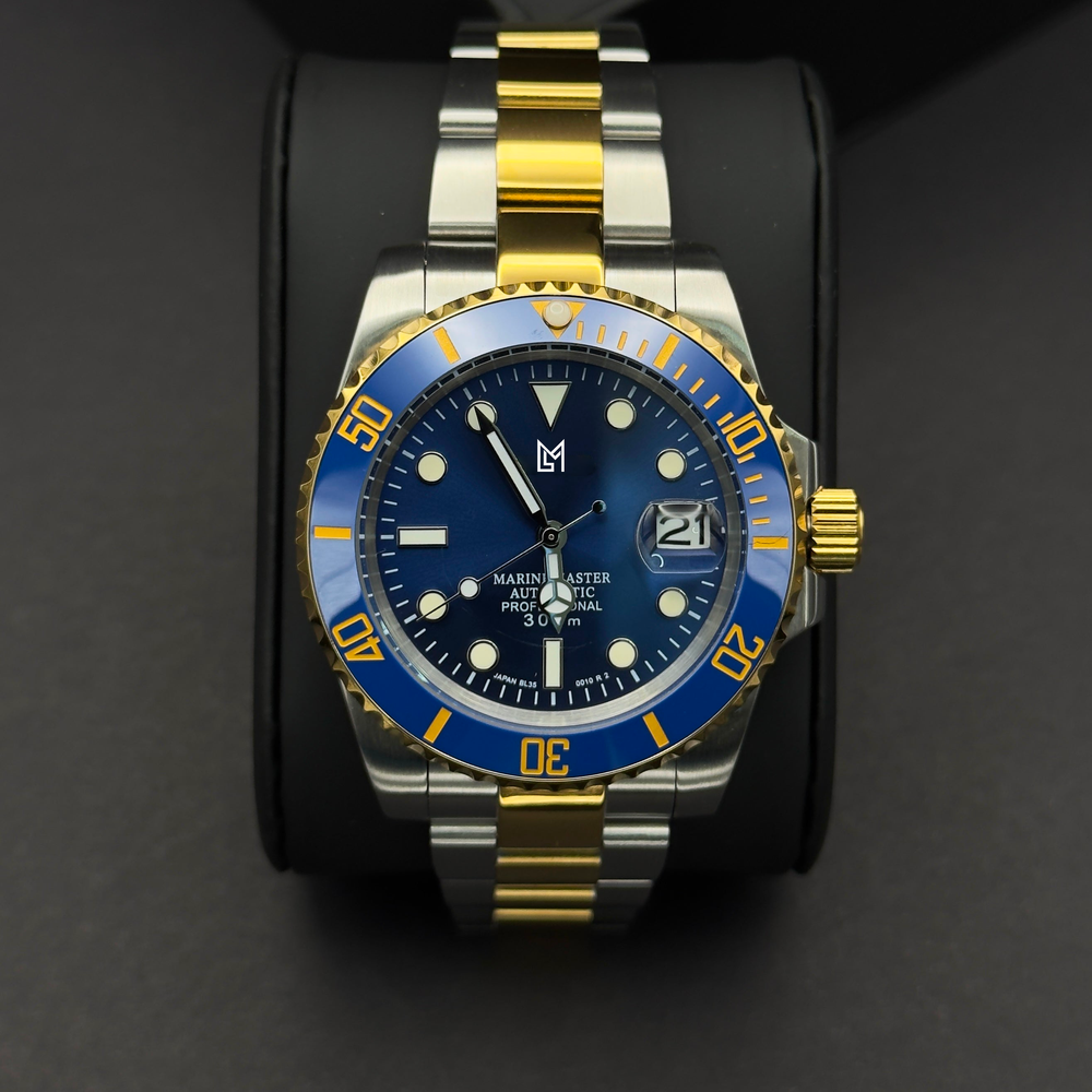 Submariner Mod Blue and Gold Watch - Luxury Mods